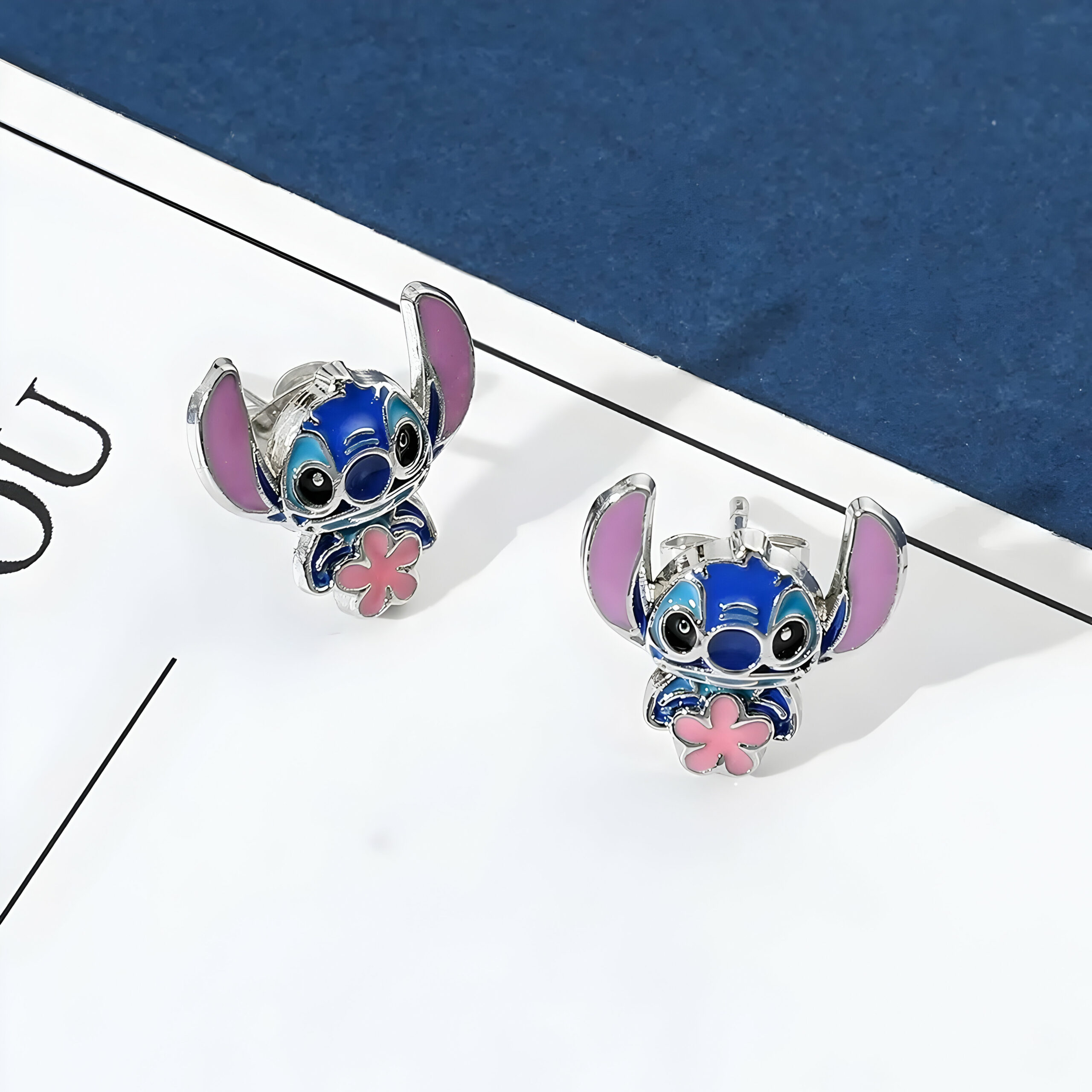 Boucle d'Oreille Stitch Fleur • La boutique Stitch